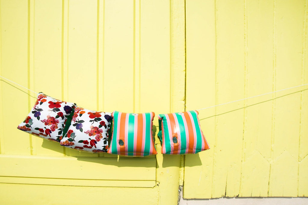 Brassards gonflables Hibiscus - THE NICE FLEET x LUCAS DU TERTRE – The Nice Fleet